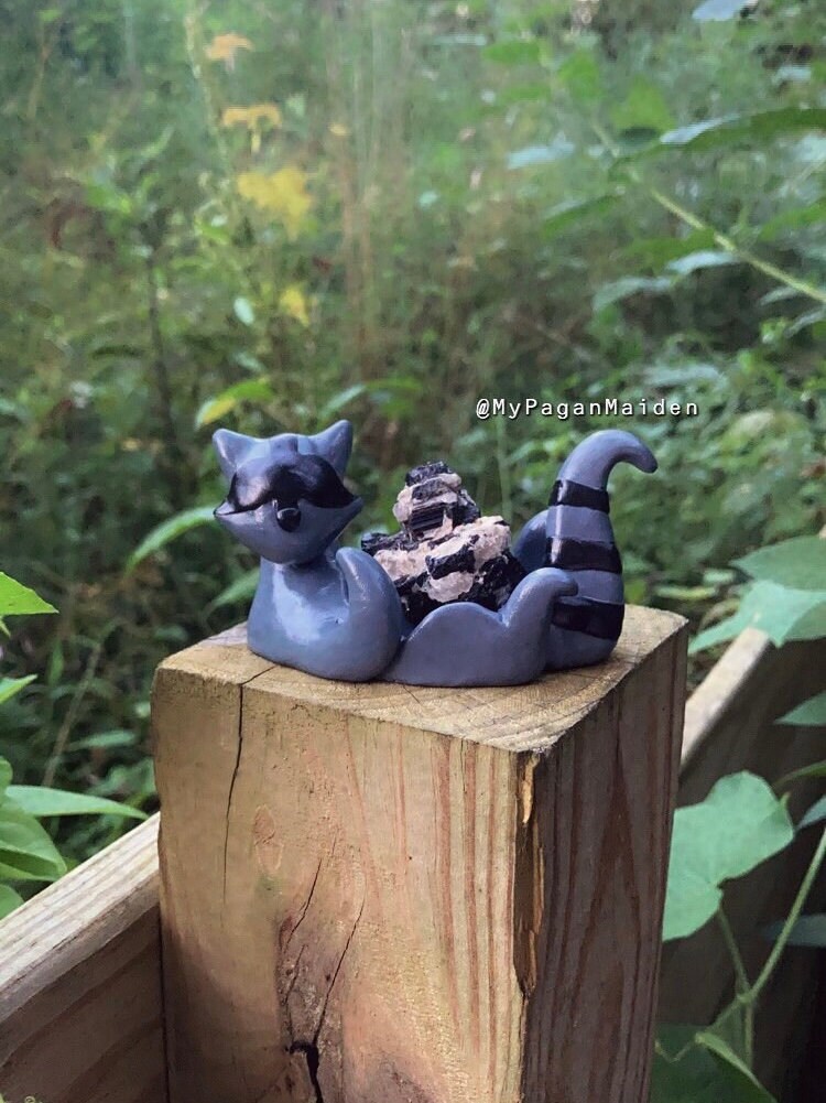 Crystal Critter | Sphere Stand | Sphere Holder | Crystal Ball Stand ...