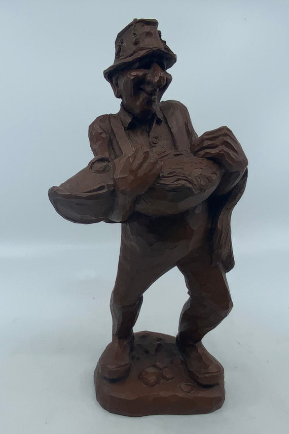 Red Mill Manufacturing Fisherman Wetherbee Carving Statue | Etsy