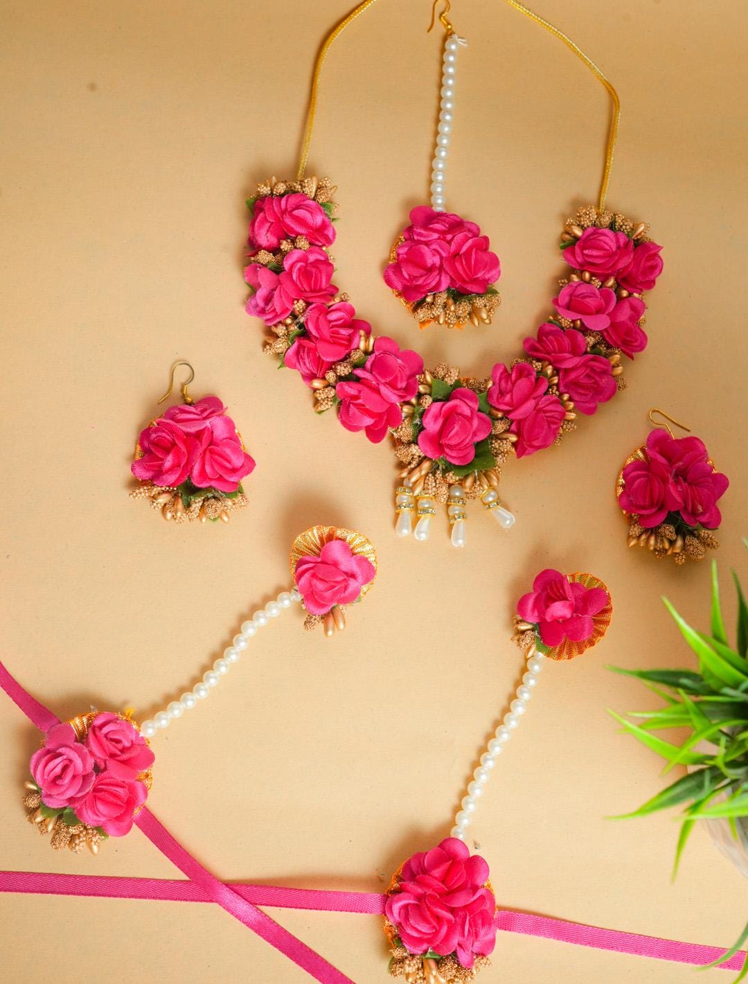 Handmade Floral Jewelry Set for Haldi & Mehendi | Wedding Floral ...