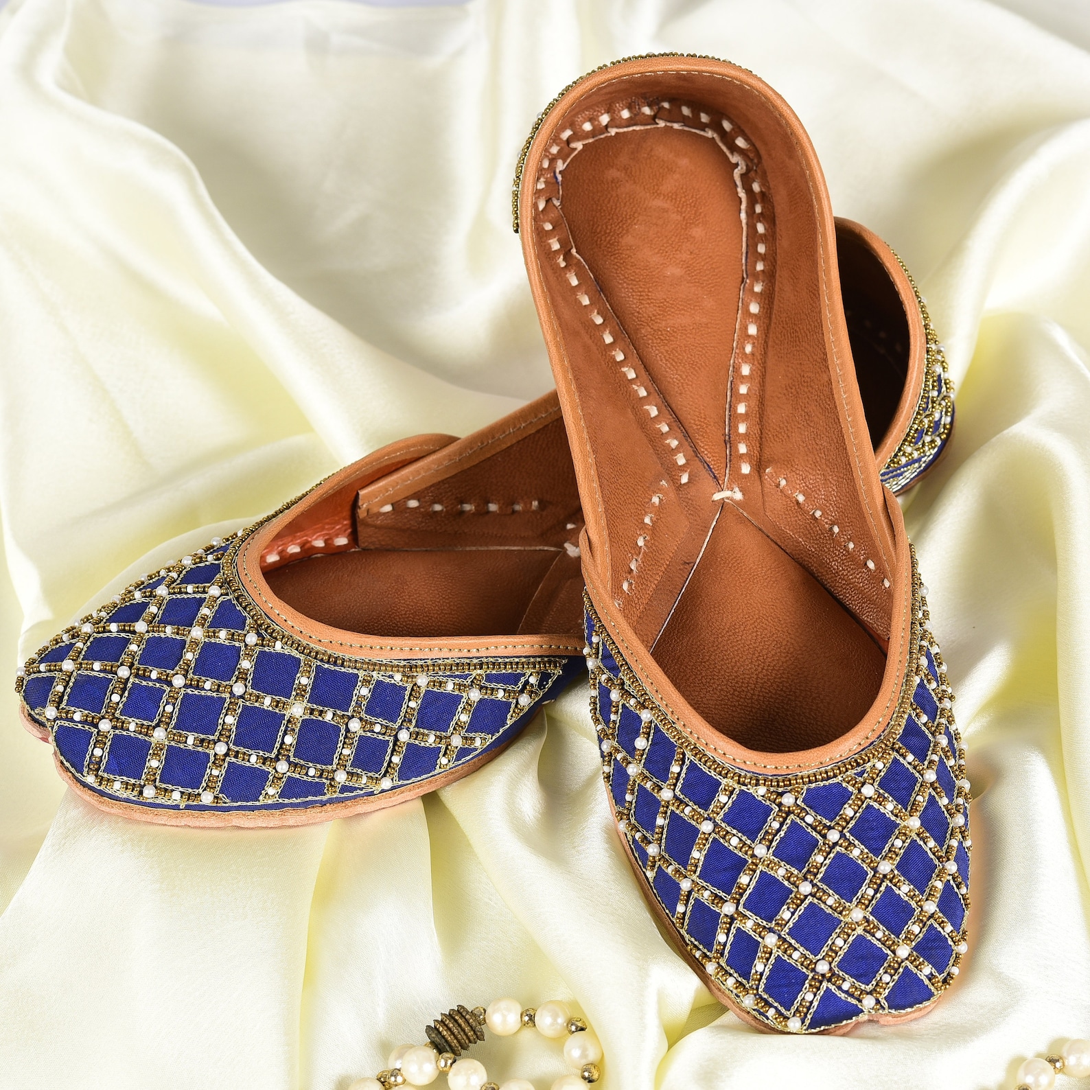 Traditional Indian Jutti Embroidered Indian Footwear Bridal | Etsy