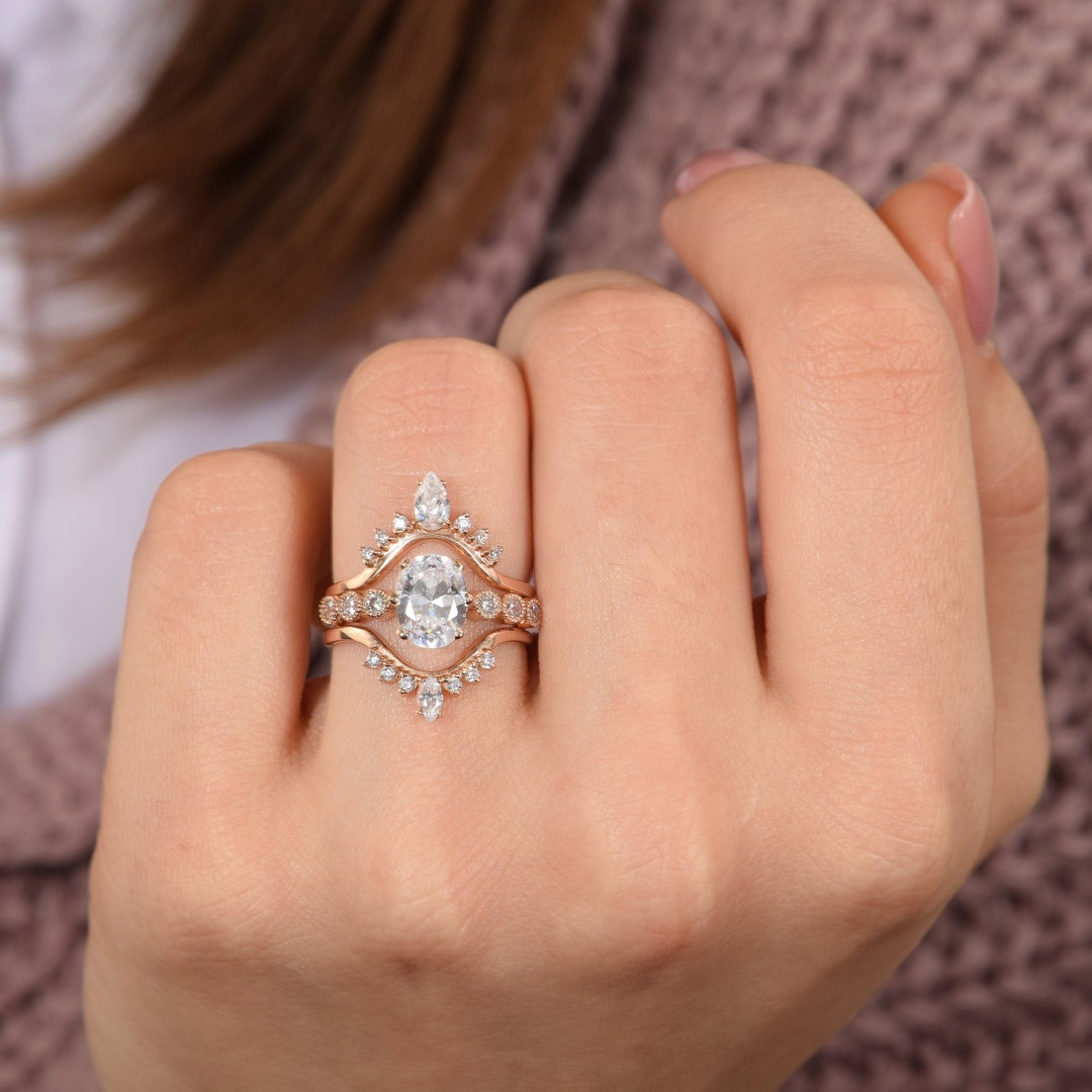 Unique Antique Style Victorian Wedding Rings Set, Dainty Vintage Style ...