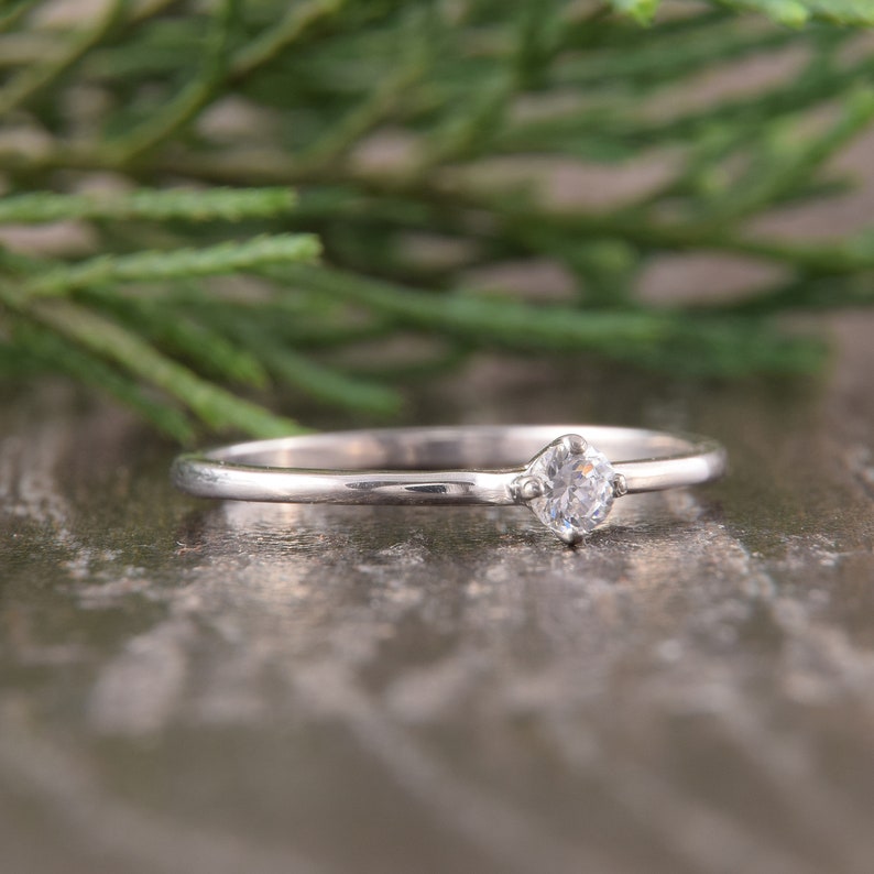 Diamond Engagement Ring Minimalist Engagement Ring Dainty | Etsy