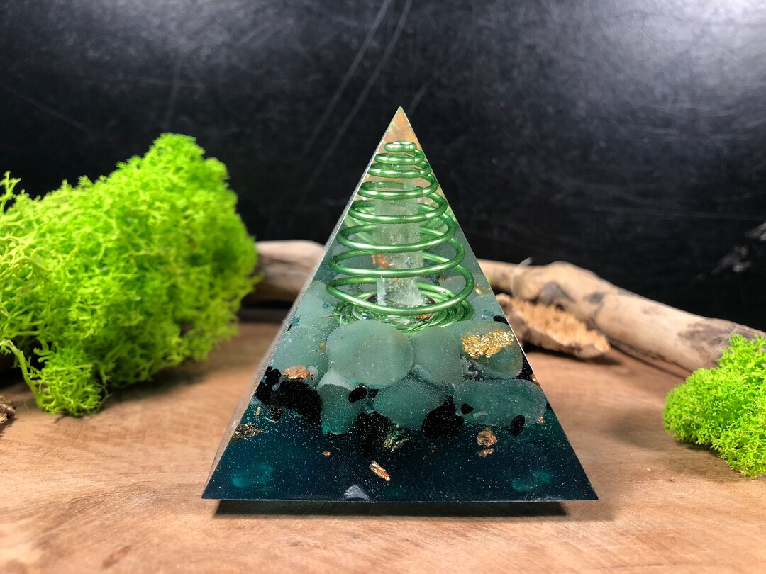 Orgonite Artisanale Pyramidale Aventurine Verte Et Double - Etsy