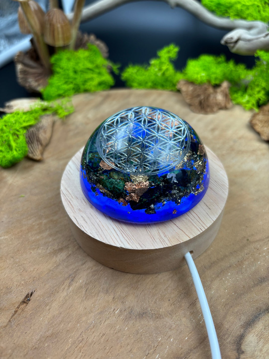 Artisanal Orgonite Dome Flower of Life With Malachite-azurite and Pyrite. - Etsy