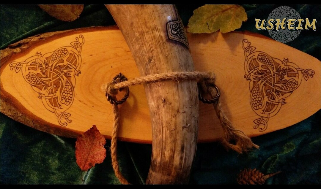 Celtic Birds Wall Mount for 1 Horn - Etsy