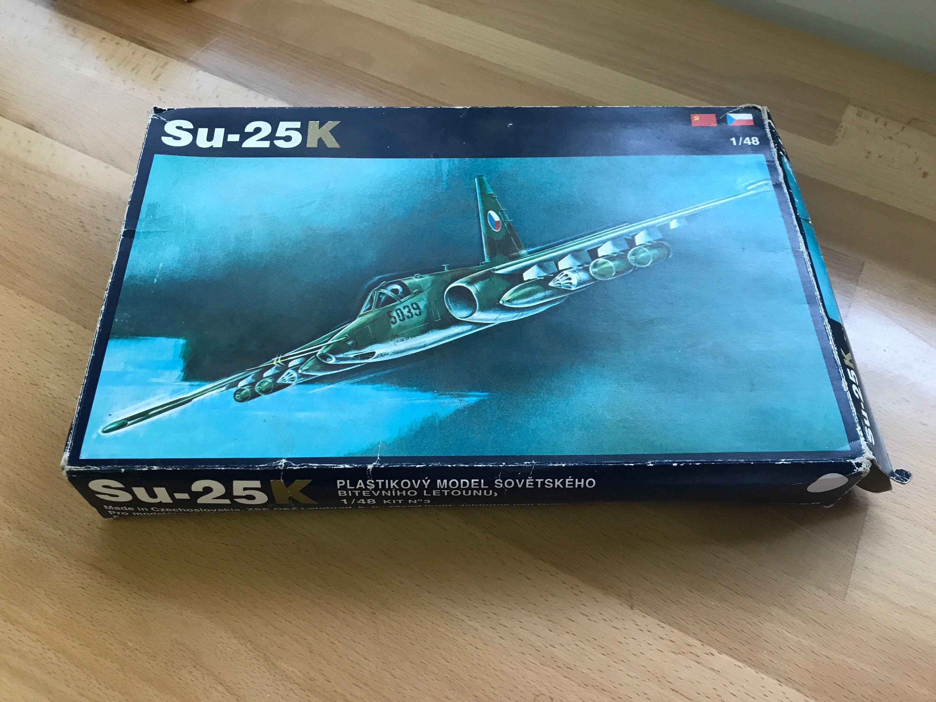 Vintage Su-25K 148 Plastic Model Aircraft Kit Toys & Games Toys etna.com.pe