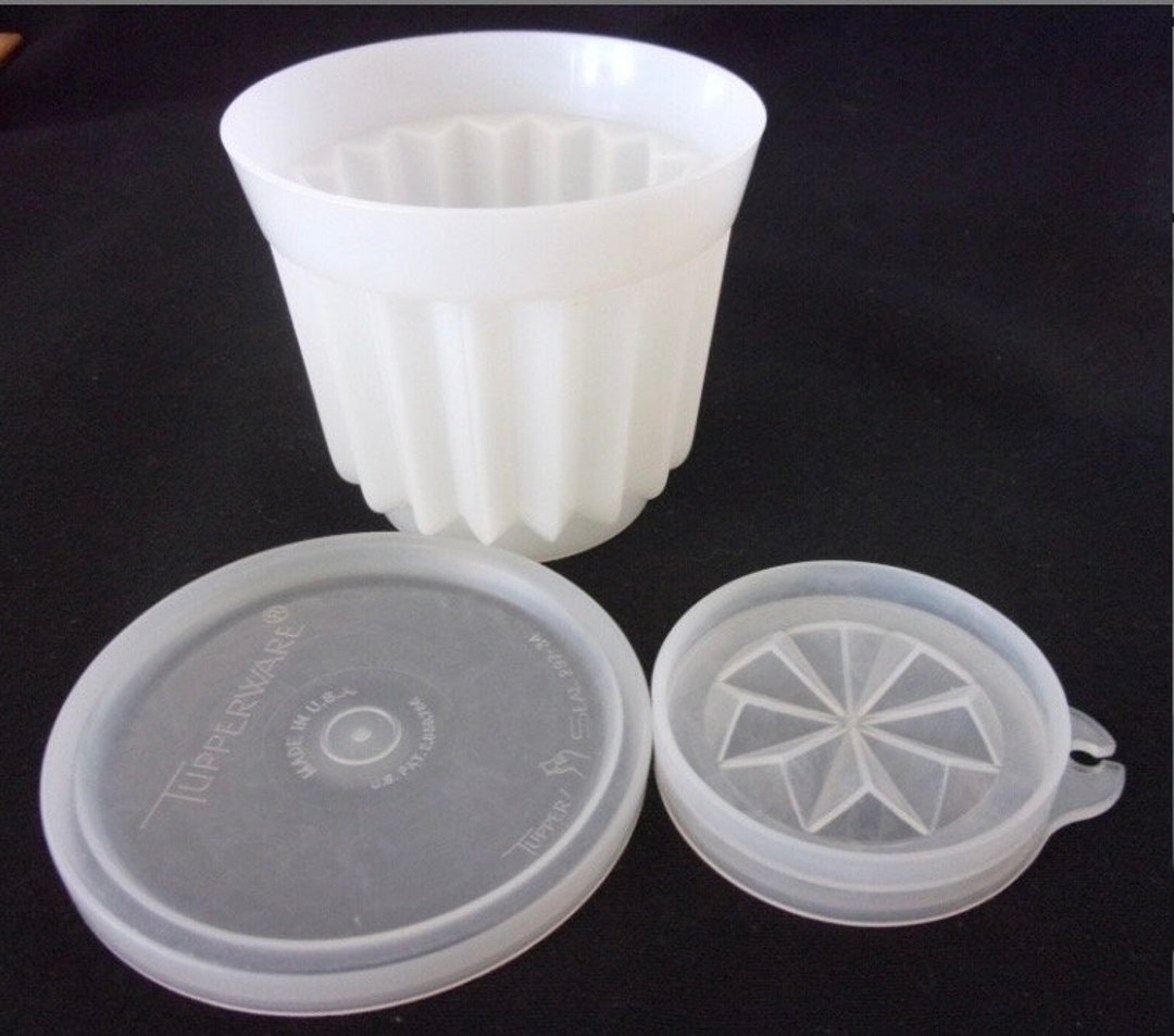 Tupperware Vintage Jel-ette Jello Mold With Tupper Seal Lid - Set of 6 ...