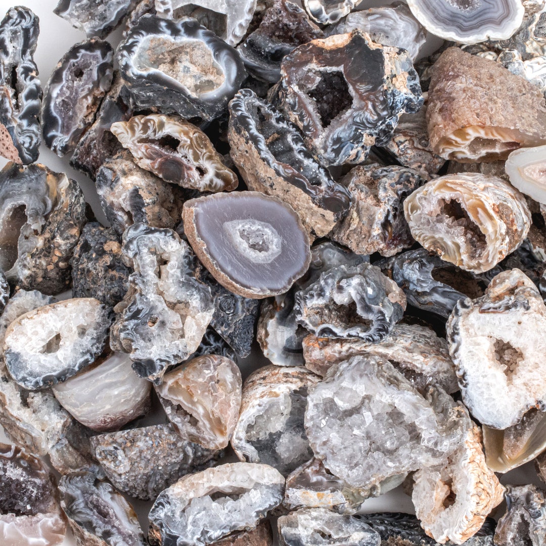 Oco Geode, Small Geodes, Bulk Crystals Wholesale, Jewelry Making ...