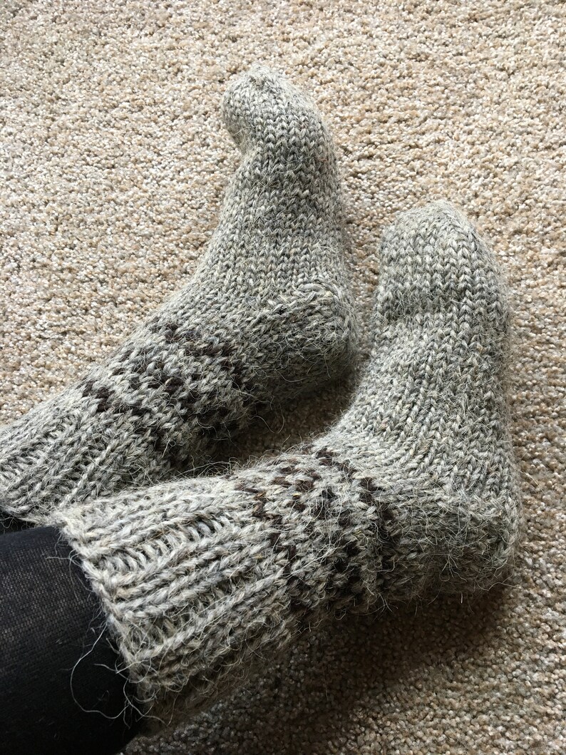 Men's Hand Knitted Wool Socks Thick Large Sizes Pure Wool Socks Bed ...