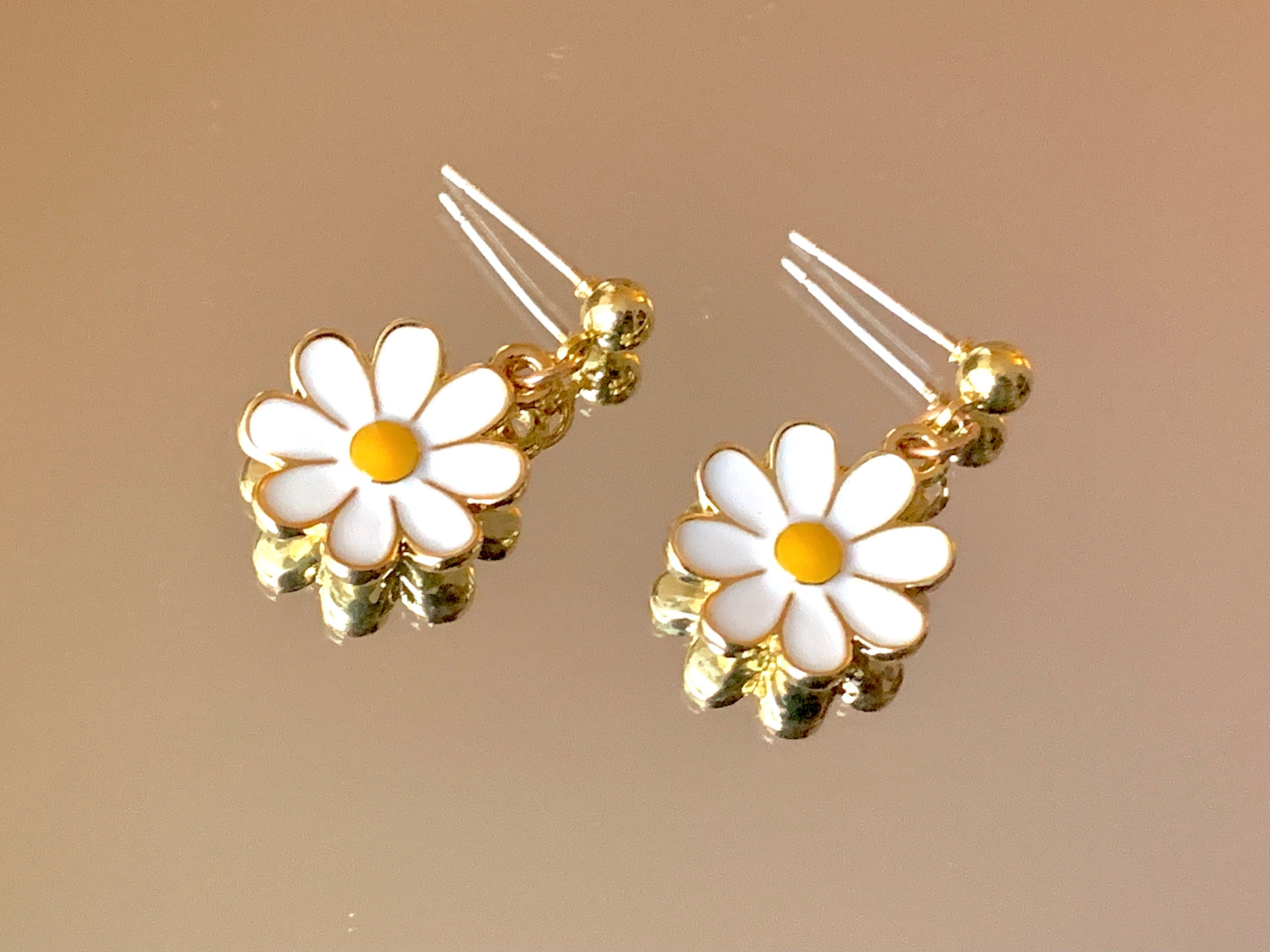 Daisy Flower Drop Earrings Daisy Dangle Earrings Dainty | Etsy