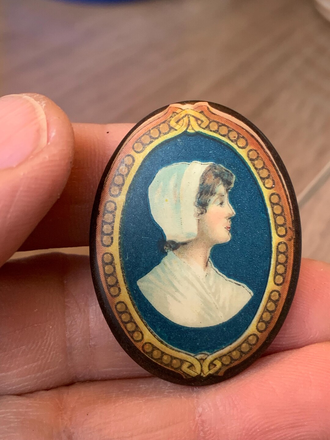 Vintage 1900's Pilgram Lady Medal Brooch Pin Puritain - Etsy
