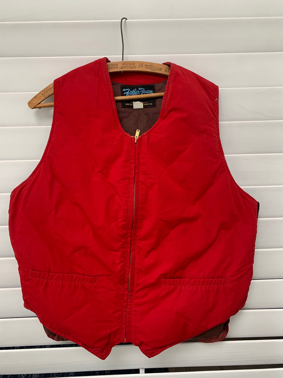 Vintage Seattle Washington 1970's Feather Foam Puffy Vest - Etsy