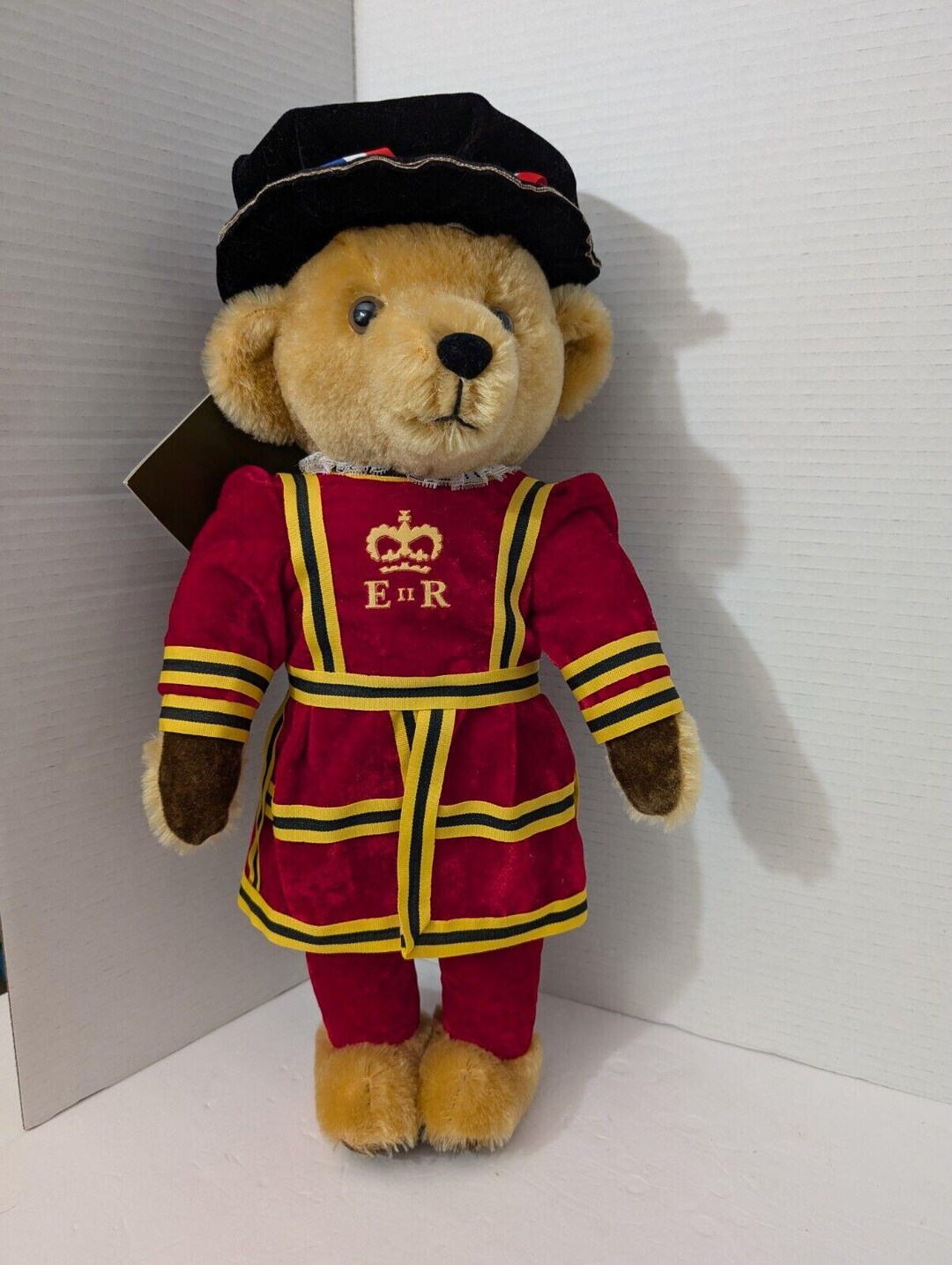 2000 Merrythought Tower of London Yeoman Warder Red Teddy Bear Plush ...