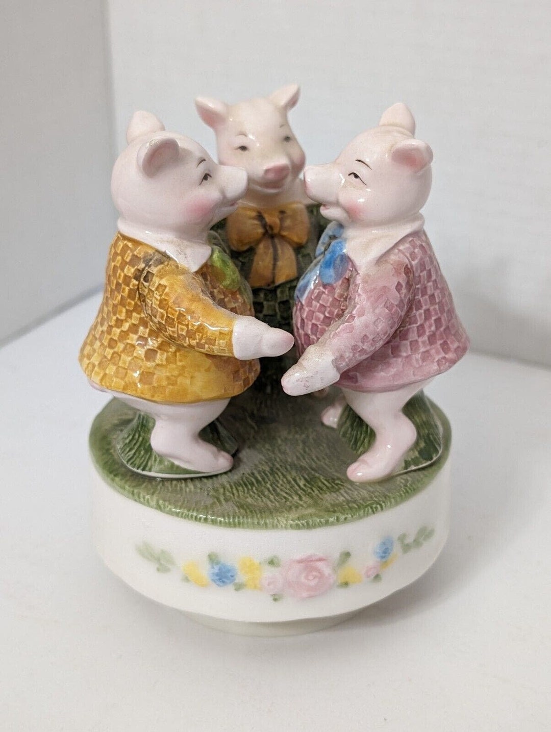 Vintage Schmid 1985 3 Pigs Porcelain Music Box - Etsy