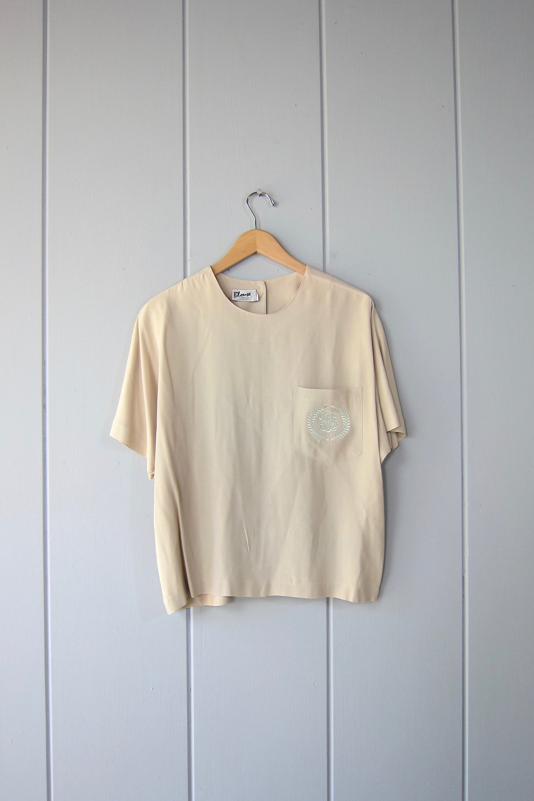 80s Boxy Oversized Tee Cap Sleeve Taupe Top Minimal Pocket Crest Shirt ...