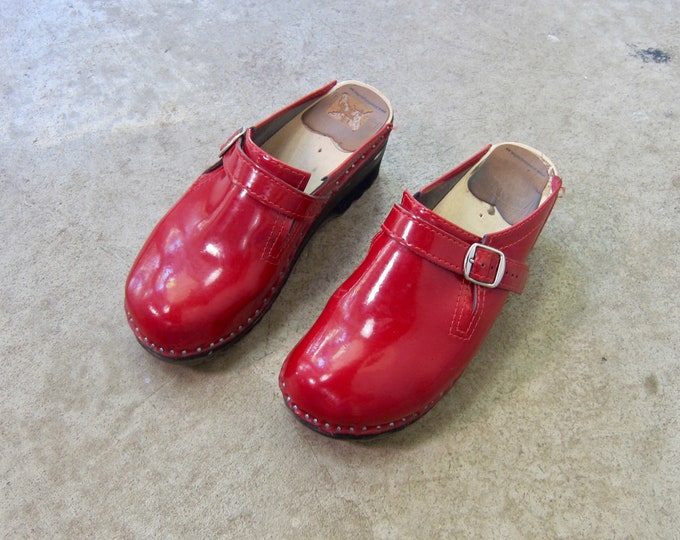80s Swedish Leather Clogs | Vintage RED Patent Leather Clogs | Slip on ...