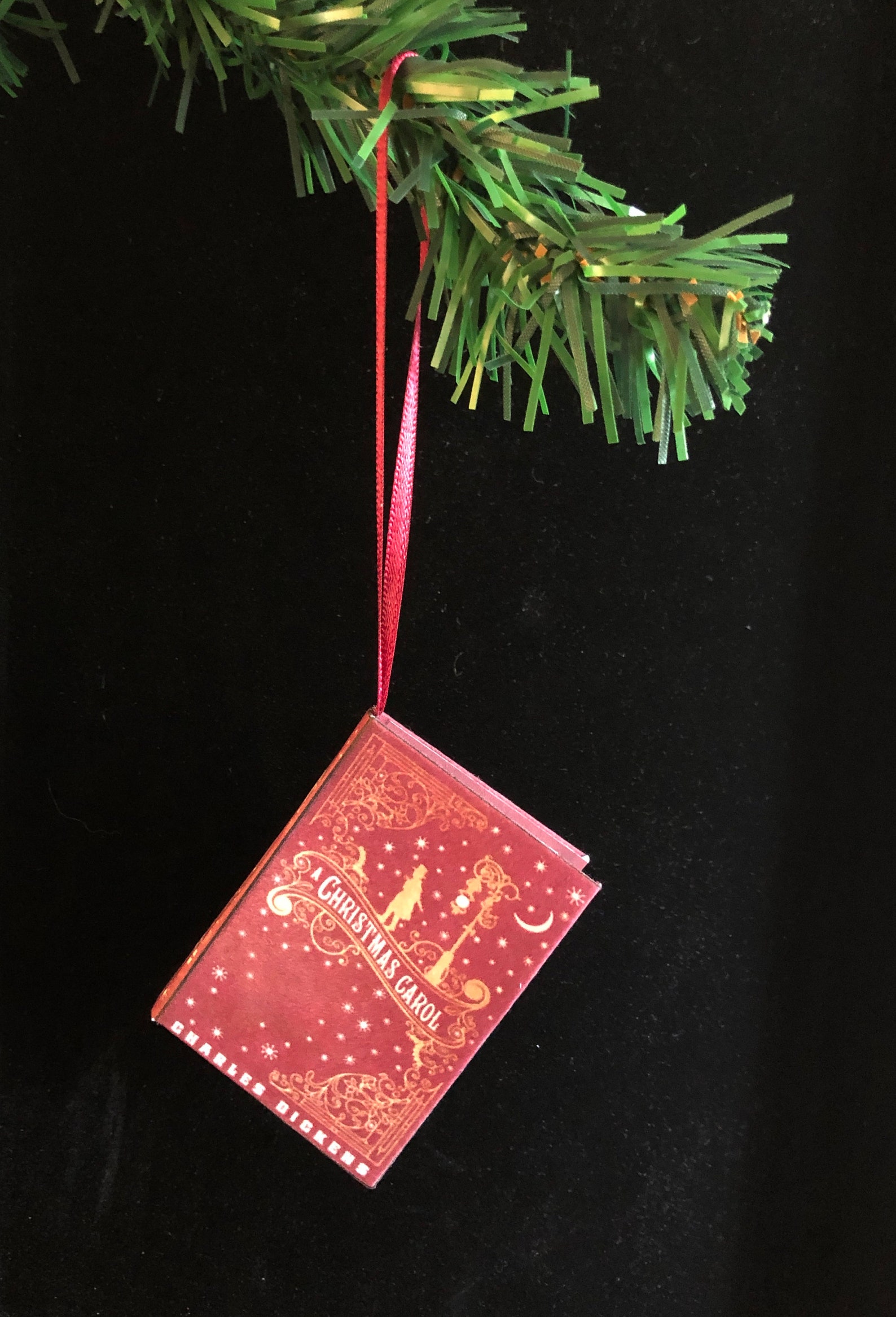 A Christmas Carol by Charles Dickens Miniature Book Christmas Ornament ...