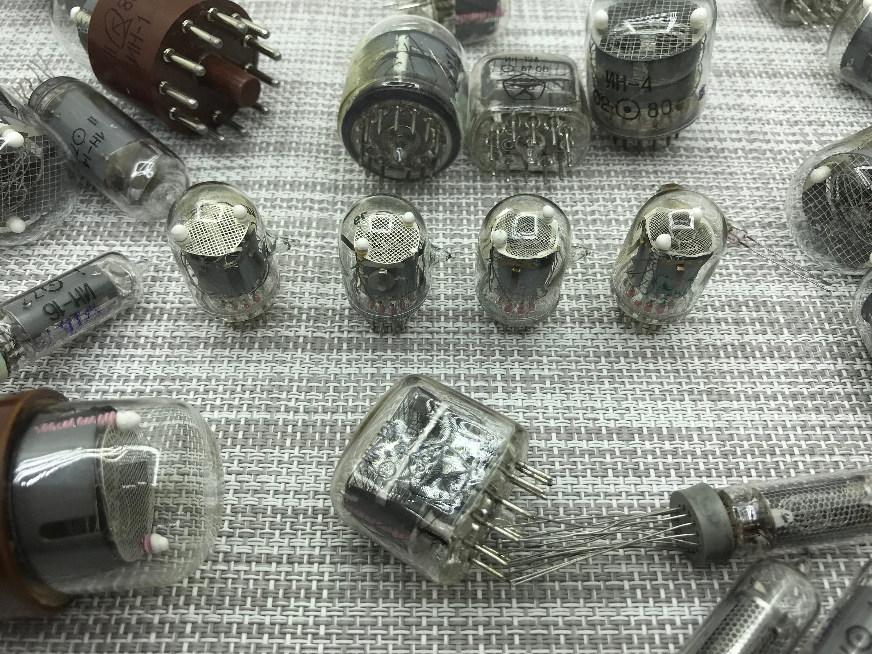 IN-2 Tube - Nixie Tube Clock - Nixie Tube - Nixie - Retro Clock - Nixie ...