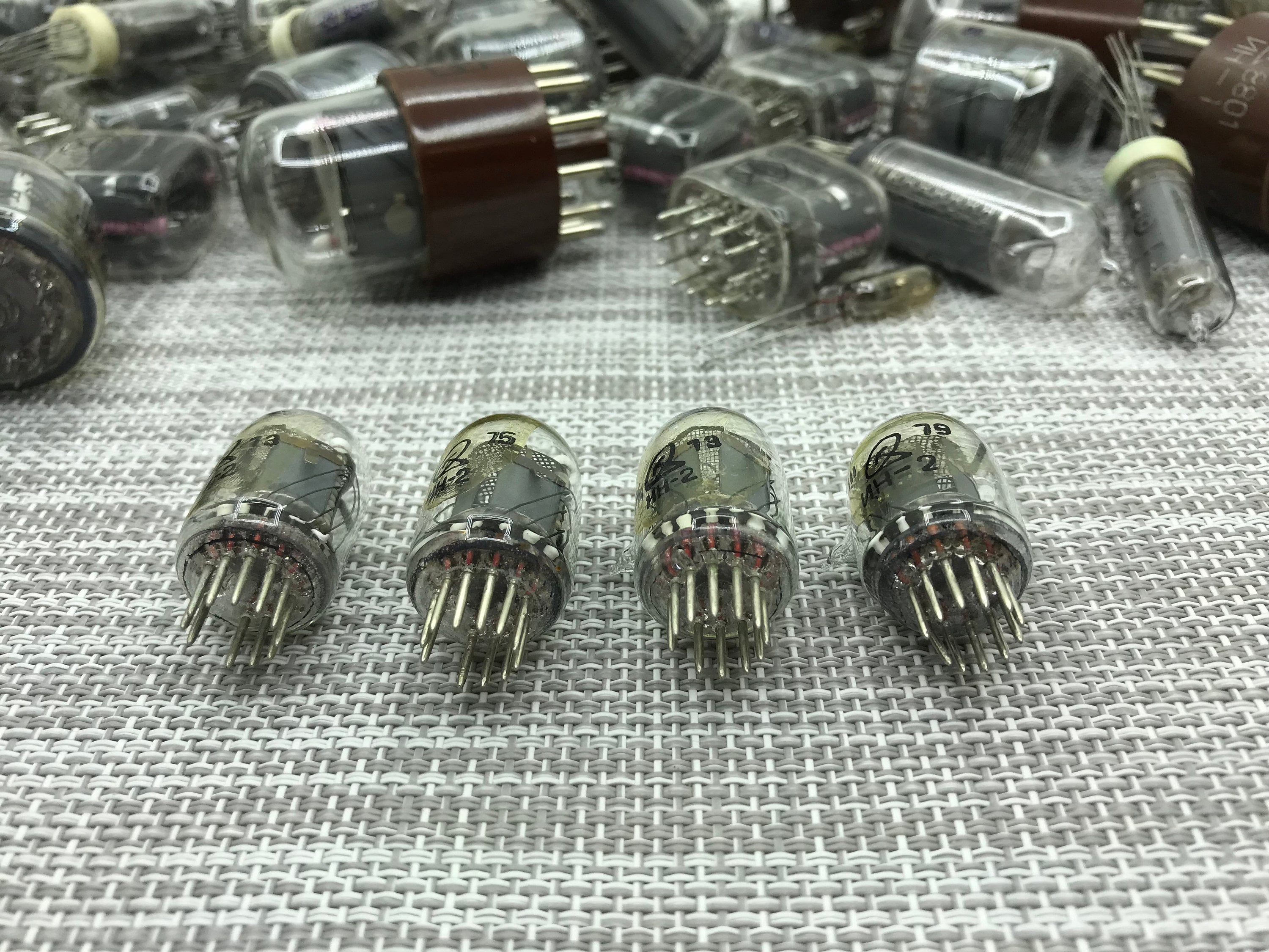 IN-2 Tube - Nixie Tube Clock - Nixie Tube - Nixie - Retro Clock - Nixie ...