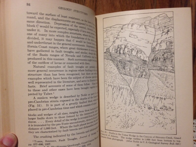 Geologic Structures by Bailey Willis and Robin Willis Copyright 1929 ...