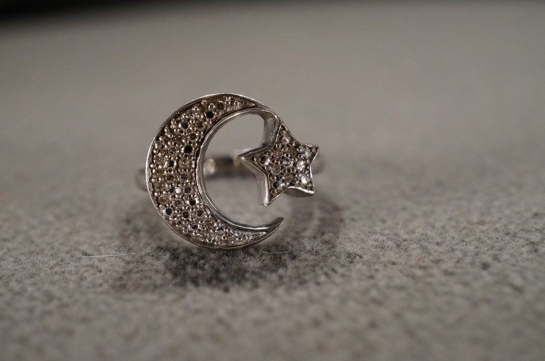 Vintage Wedding Band Stacker Design Ring Sterling Silver 22 Round Prong Set Diamond Star Moon ...