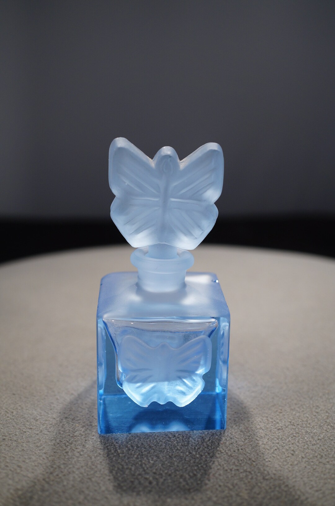Antique Vintage Perfume Bottle Stopper Dauber Frosted Blue Glass Raised ...