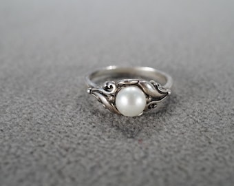 Vintage Wedding Band Stacker Design Ring Sterling Silver Round Bezel ...