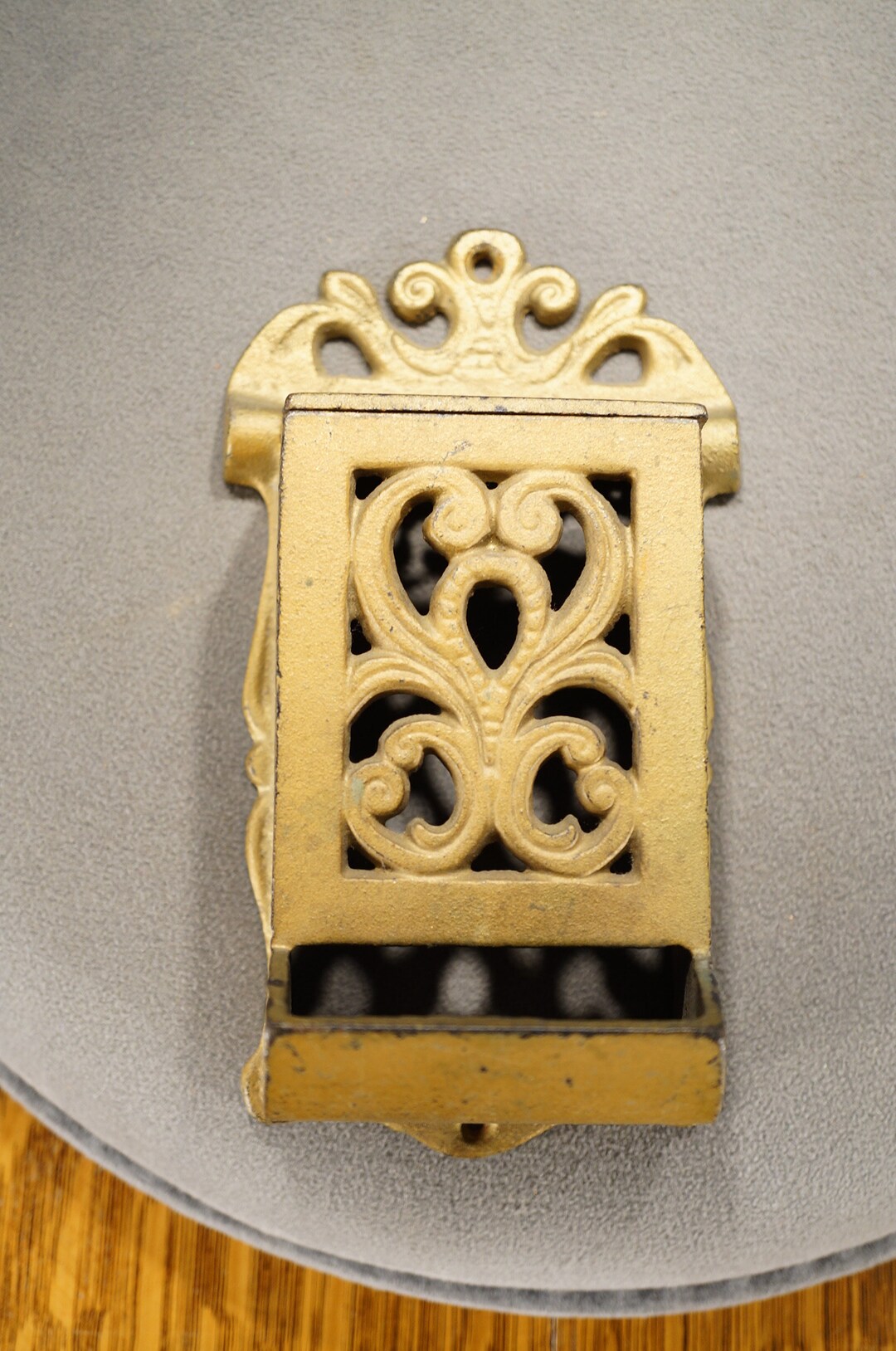 Antique Vintage Cast Iron Wall Mount Design Match Box Holder Classic ...
