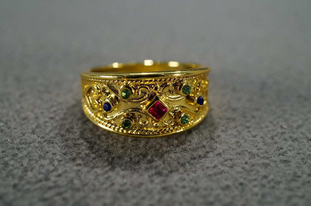 Vintage Wedding Band Stacker Design Ring Yellow Gold Tone 7 Round ...