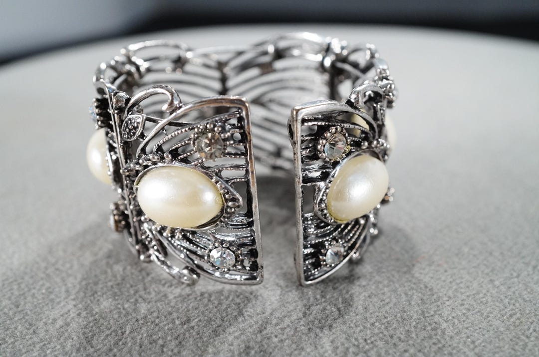 Vintage Silver Tone Cuff Bangle Bracelet Multi Round Clear Prong Set ...