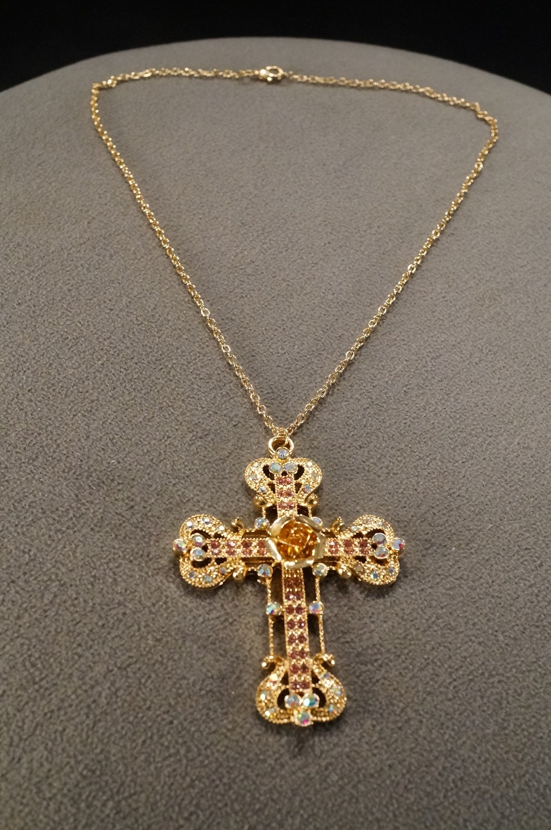 Antique Vintage Yellow Gold Tone Round Aurora Borealis Glass ...