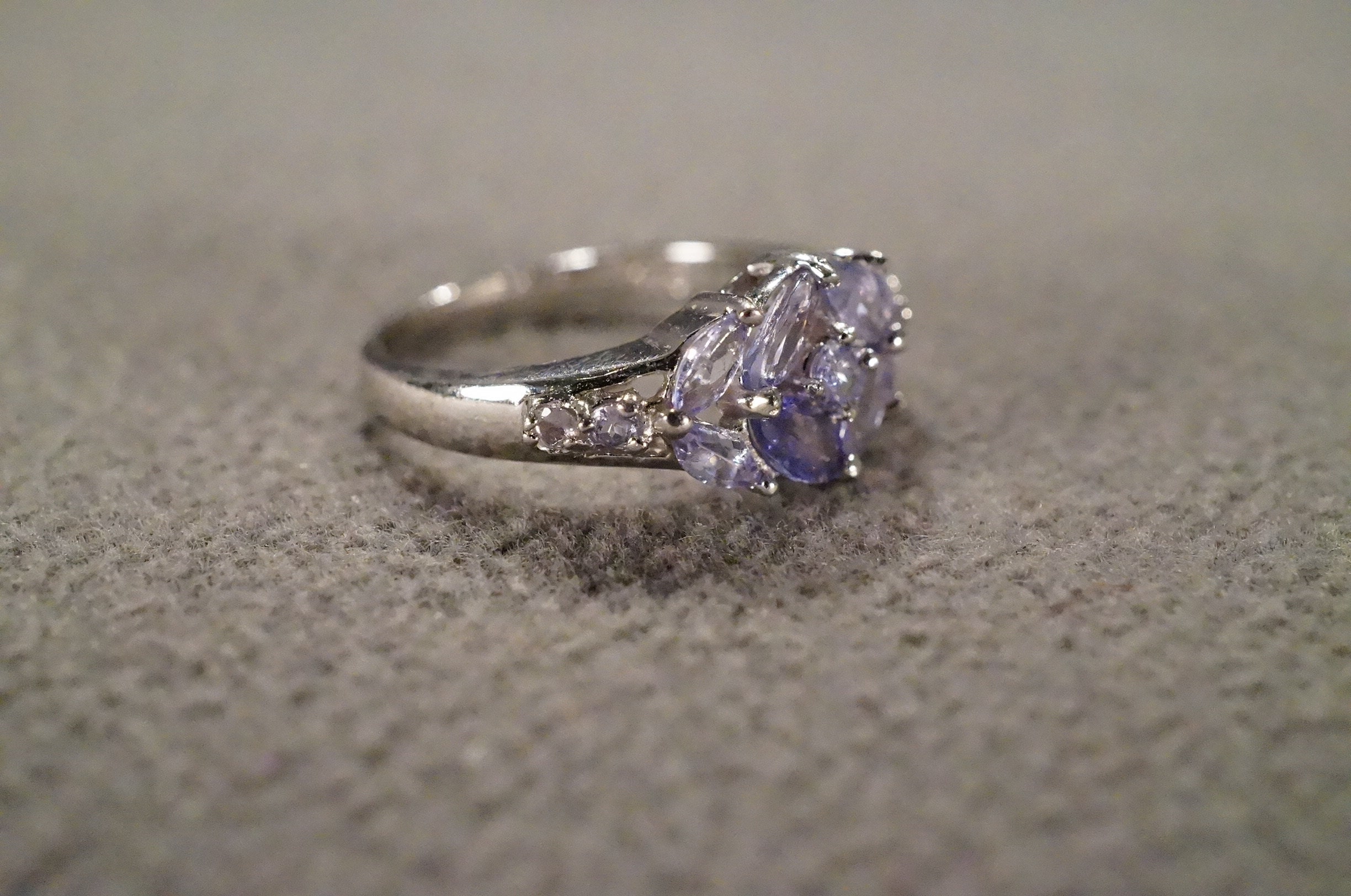 Vintage Sterling Silver Wedding Band Stacker Design Ring 13 Round ...