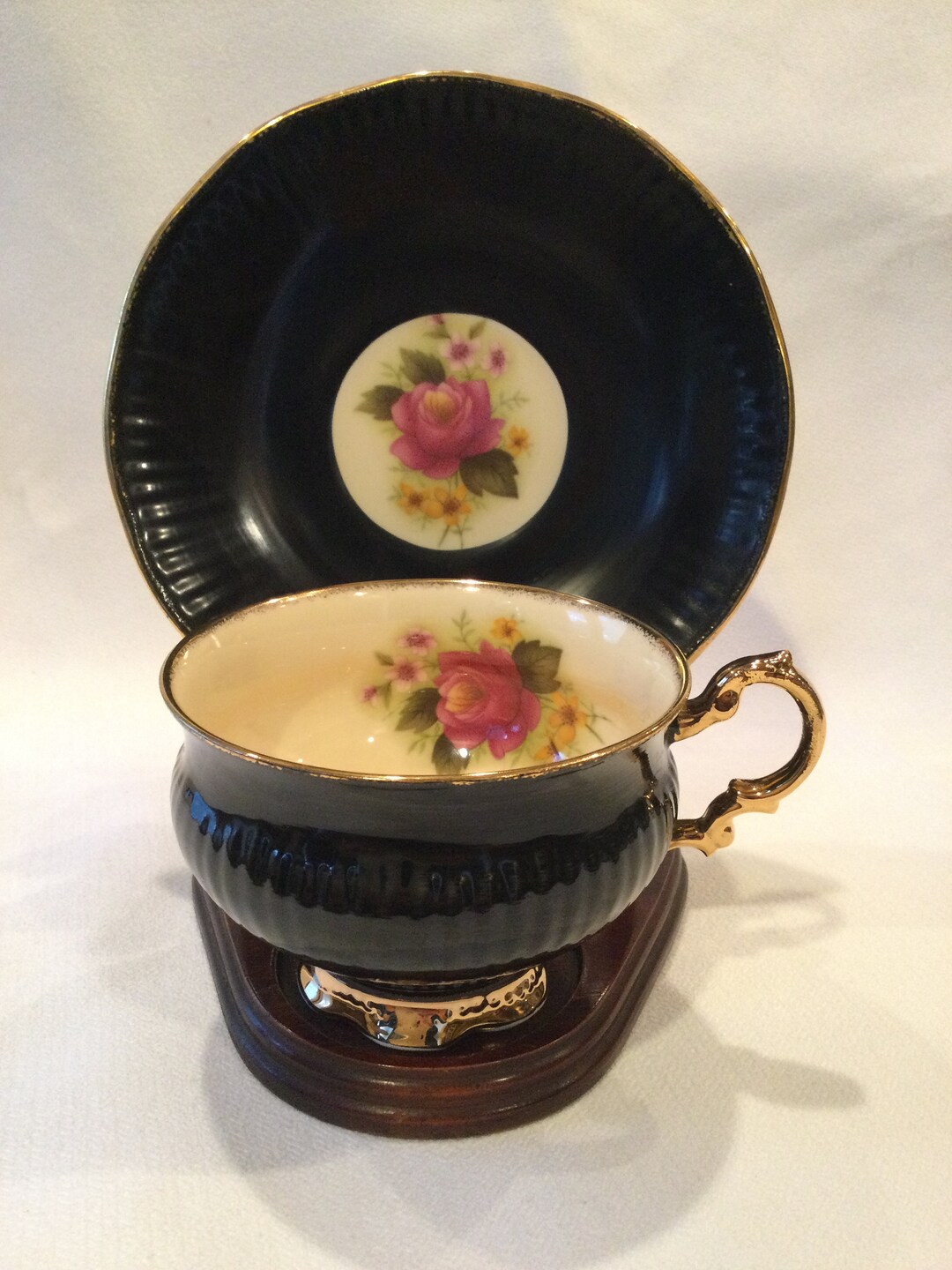 ELIZABETHAN - Rare Hand Decorated Fine Bone China ENGLAND Est. 1875 - Etsy