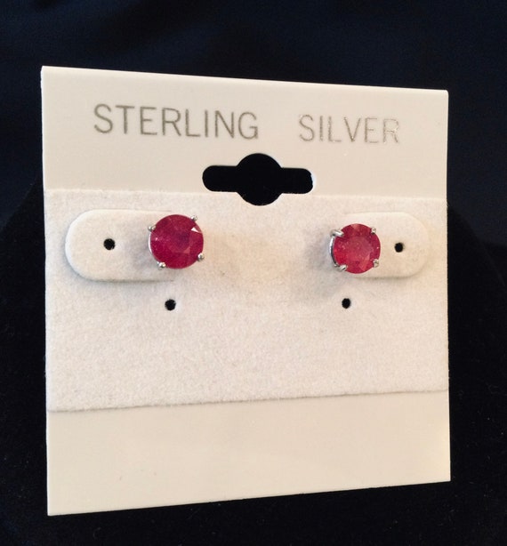 Vintage studs earrings ruby - Gem
