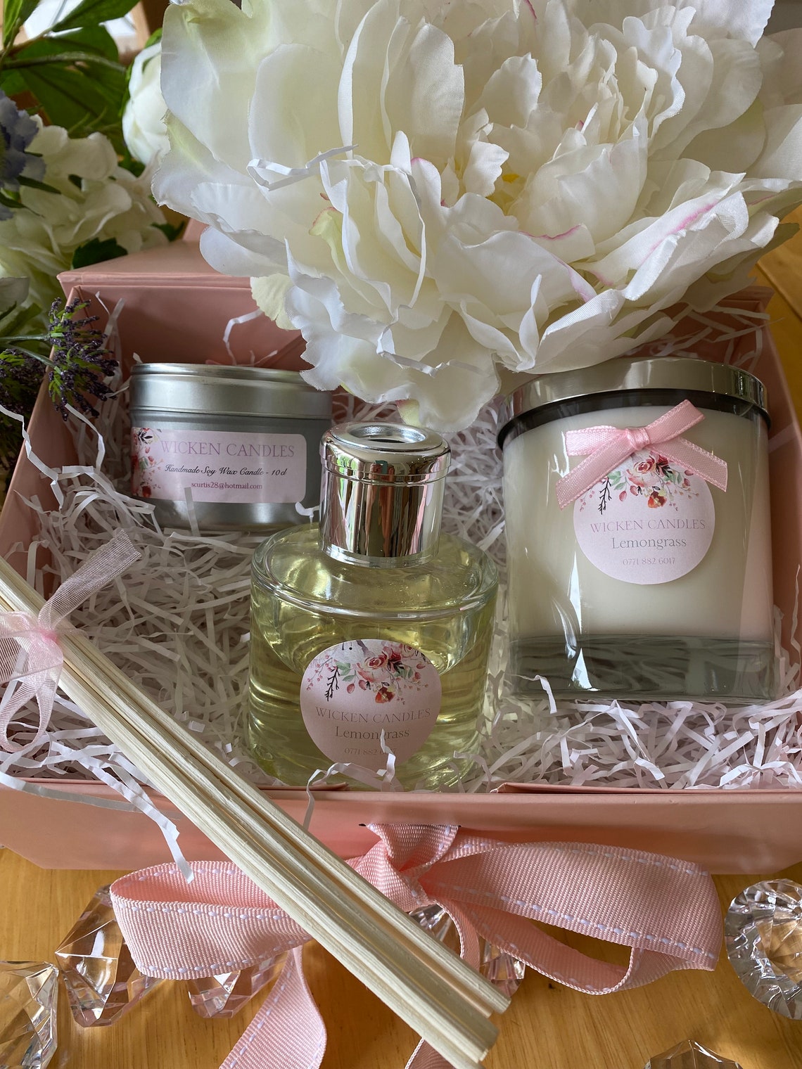 Luxury Fragrance Gift Box Pink/White Box filled with 30 cl | Etsy