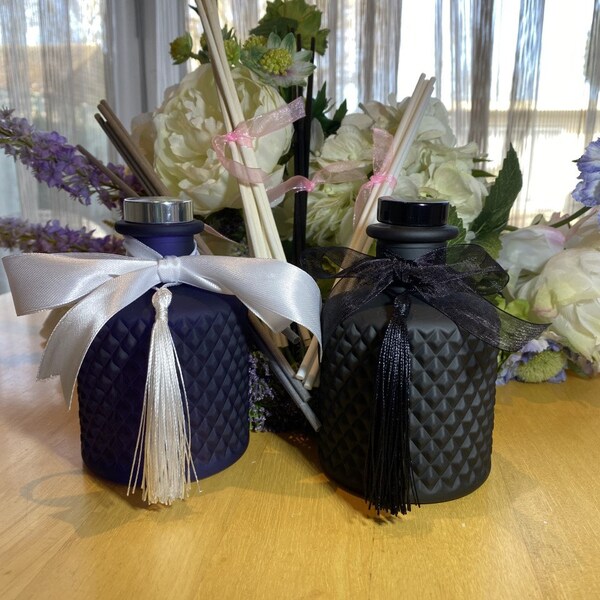 Black Reed Diffuser - Etsy UK