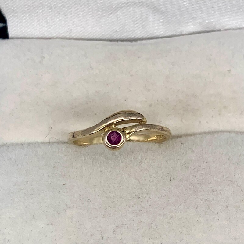 Ruby Ring Vintage - Etsy