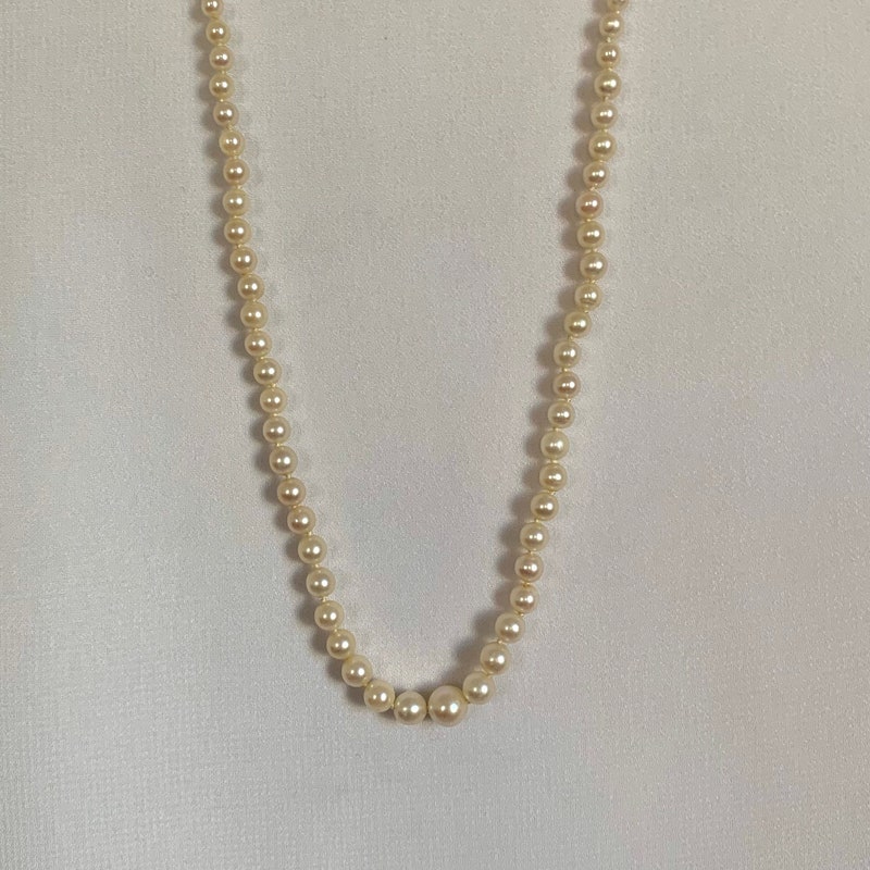 Graduated Pearls - Etsy