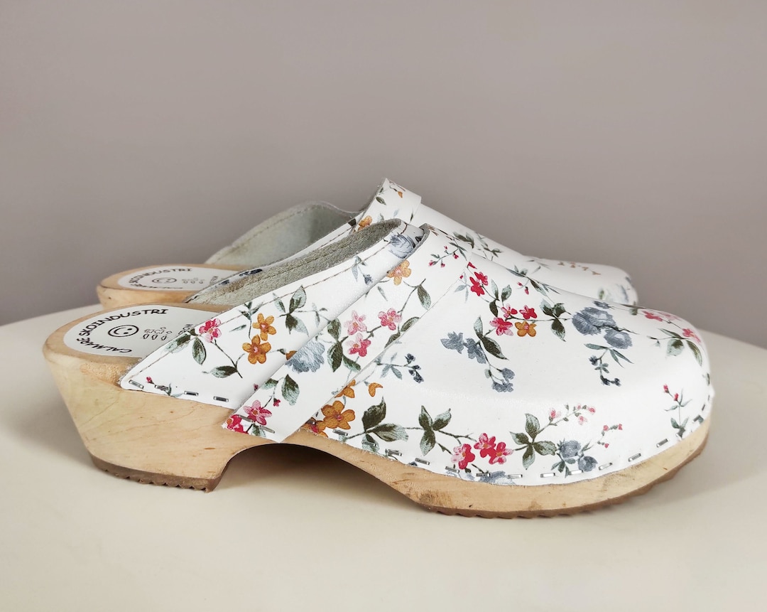 Swedish White Leather Clogs in Floral Print, Y2K Women's Vintage Clog ...