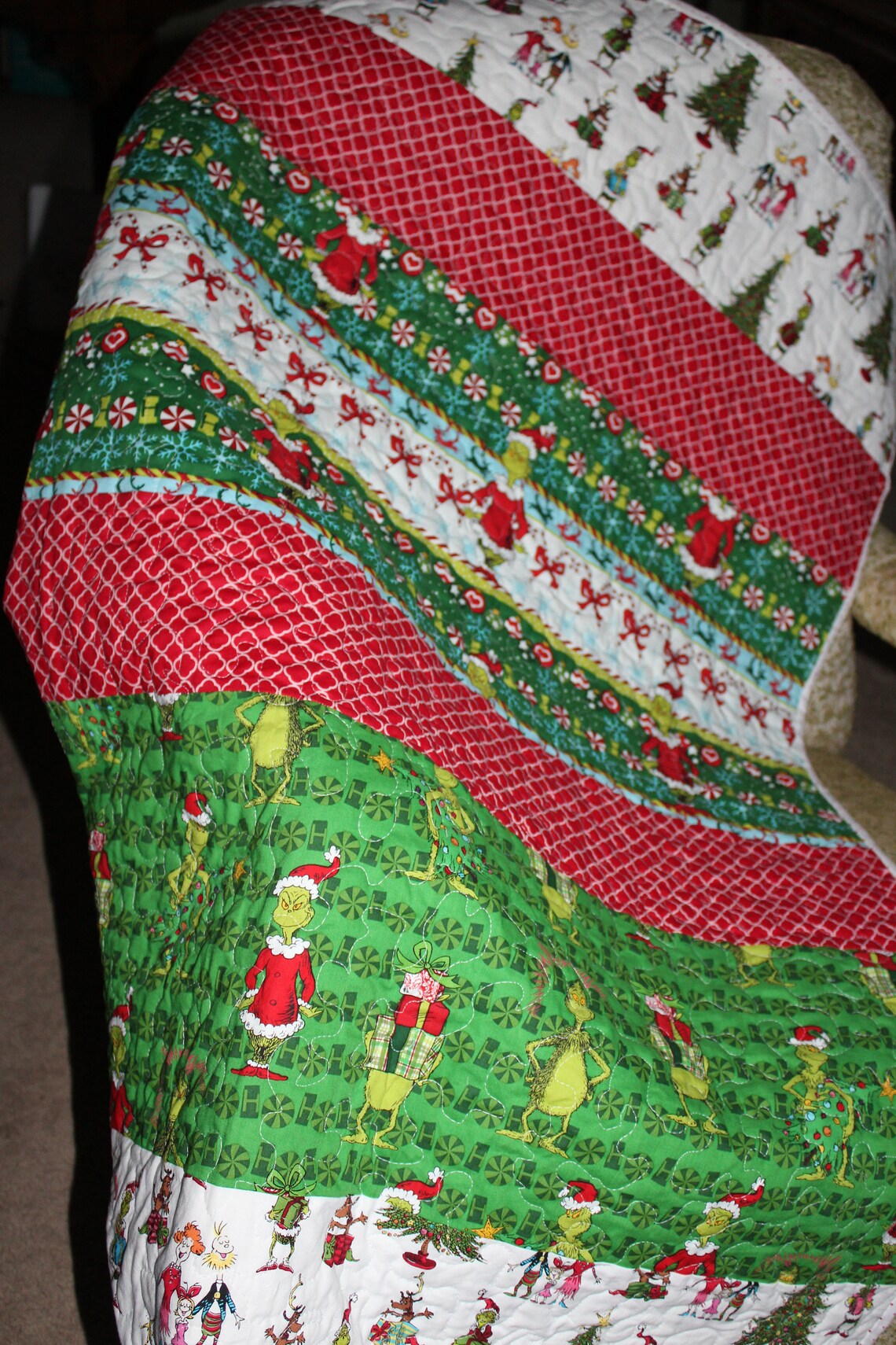 Christmas Grinch Quilt Grinch Lap Quilt Christmas Throw | Etsy