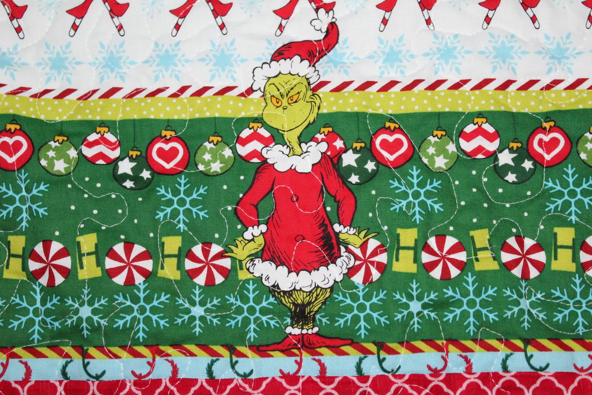 Christmas Grinch Quilt Grinch Lap Quilt Christmas Throw Dr. Seuss ...