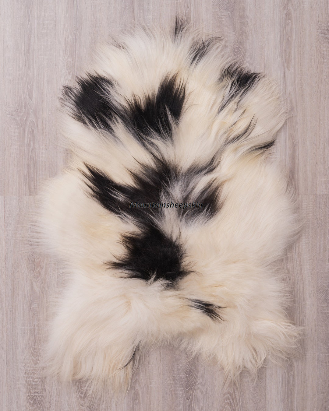 Sheepskin Natural Spotted Icelandic Rugs, Amazing Sheepskin, for Gift ...