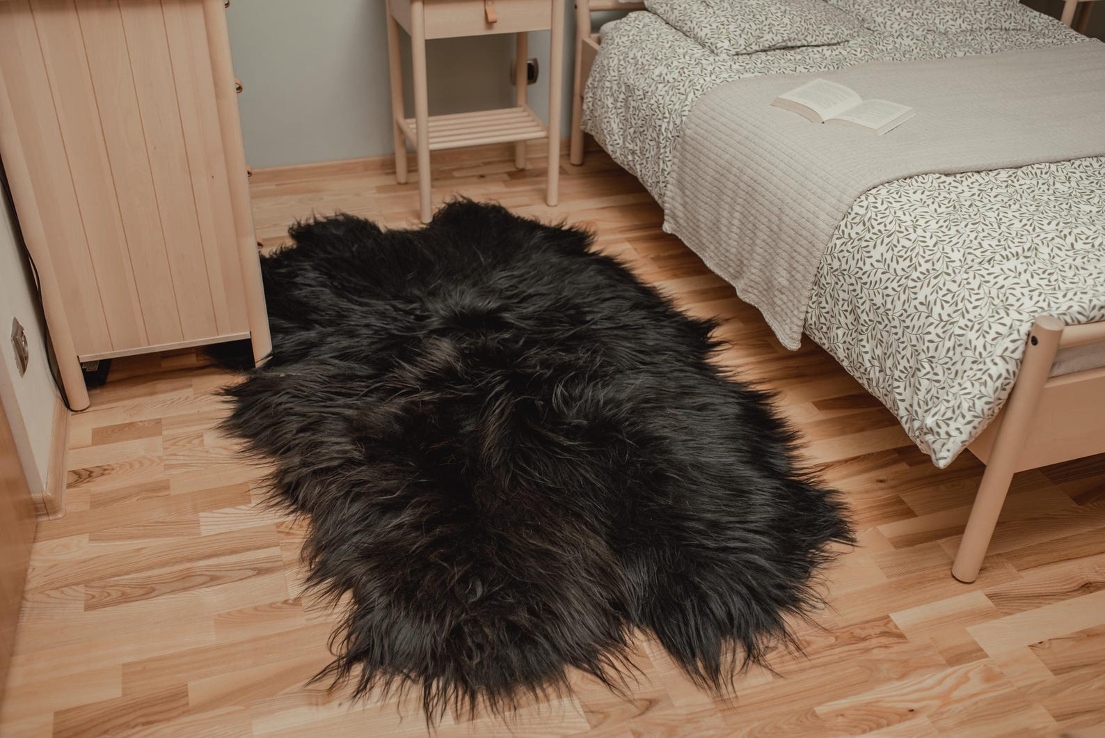 Giant XXL Genuine Natural Black Quadruple Icelandic Sheepskin Rug, Pelt ...