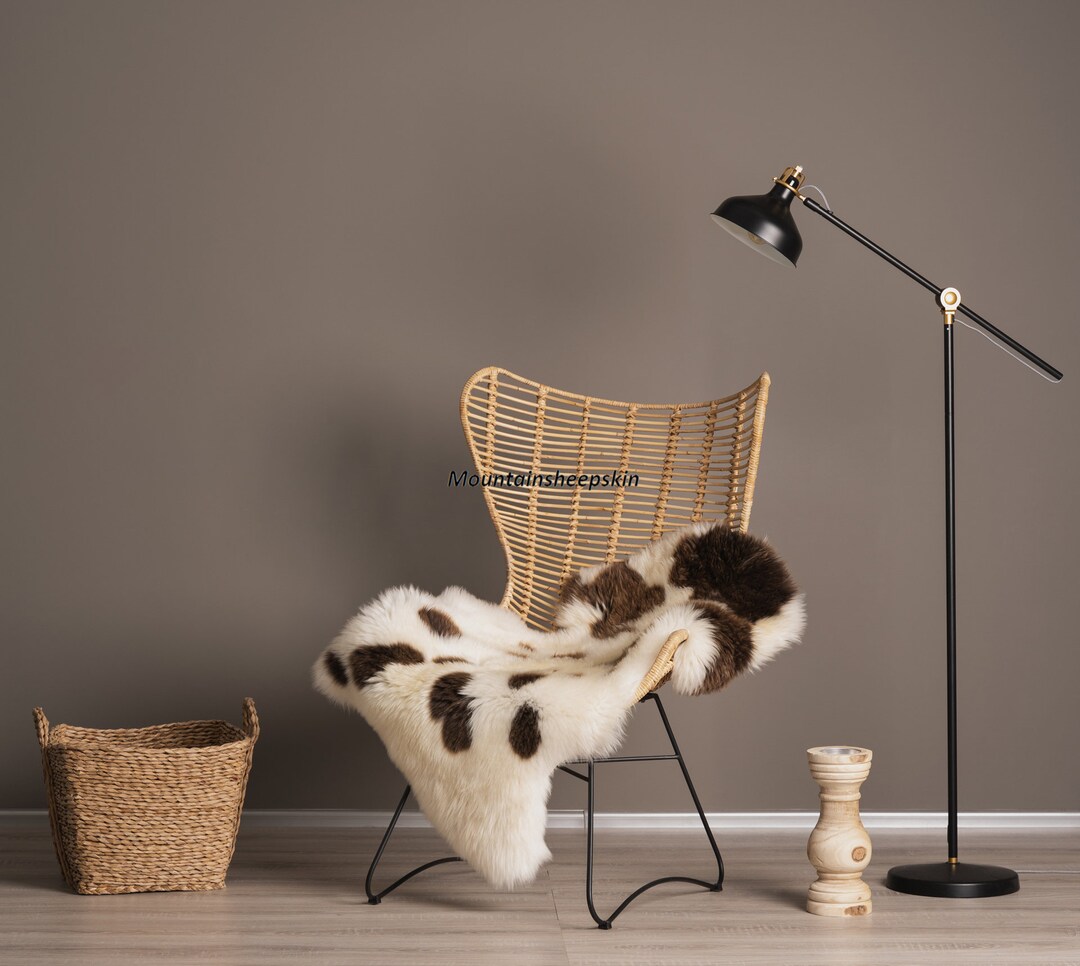 Original, Natural GIANT Rug Spotted, Genuine Natural Sheepskin Rugs ...