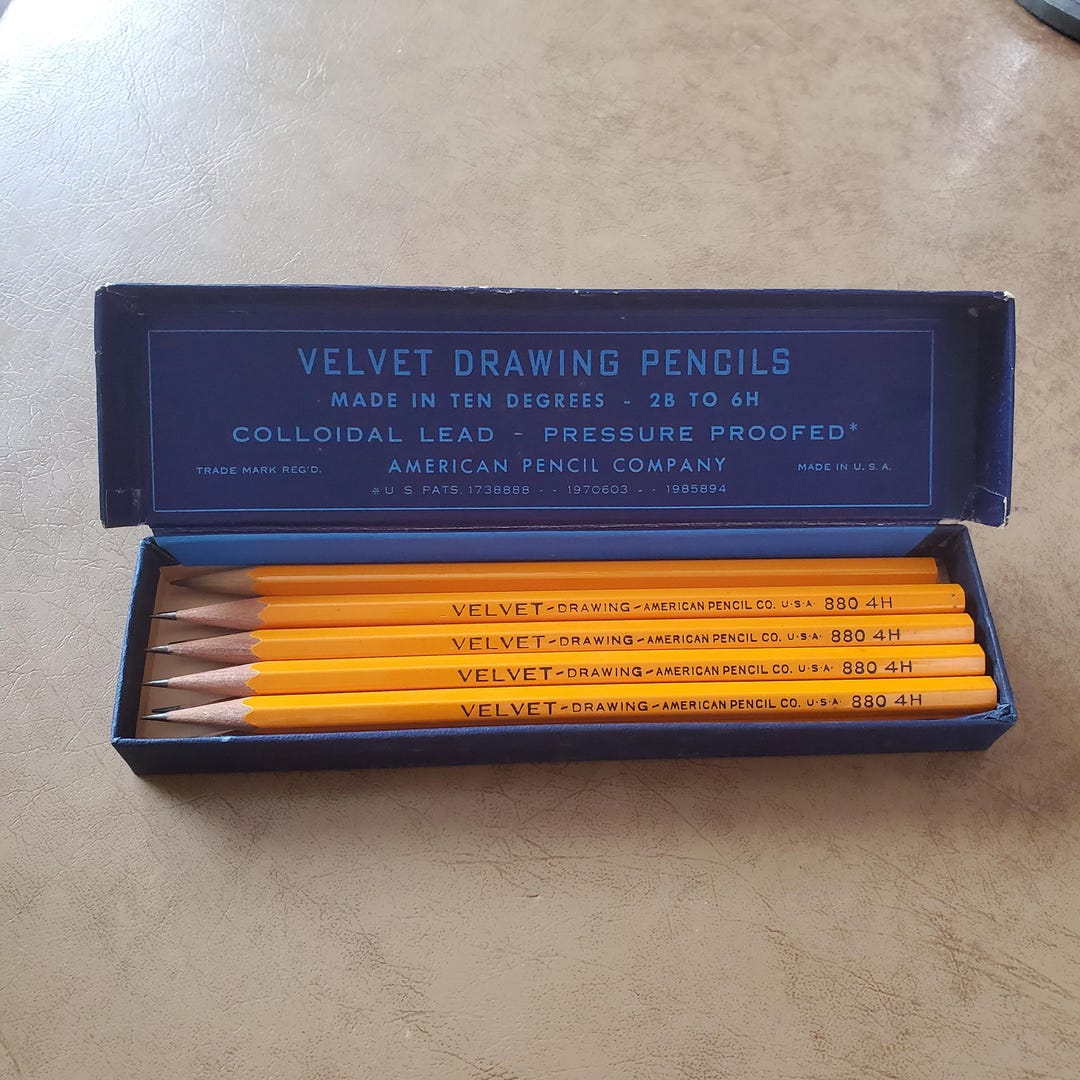 Vintage Velvet Drawing Pencil Box With 10 Velvet Drawing 880 4H ...