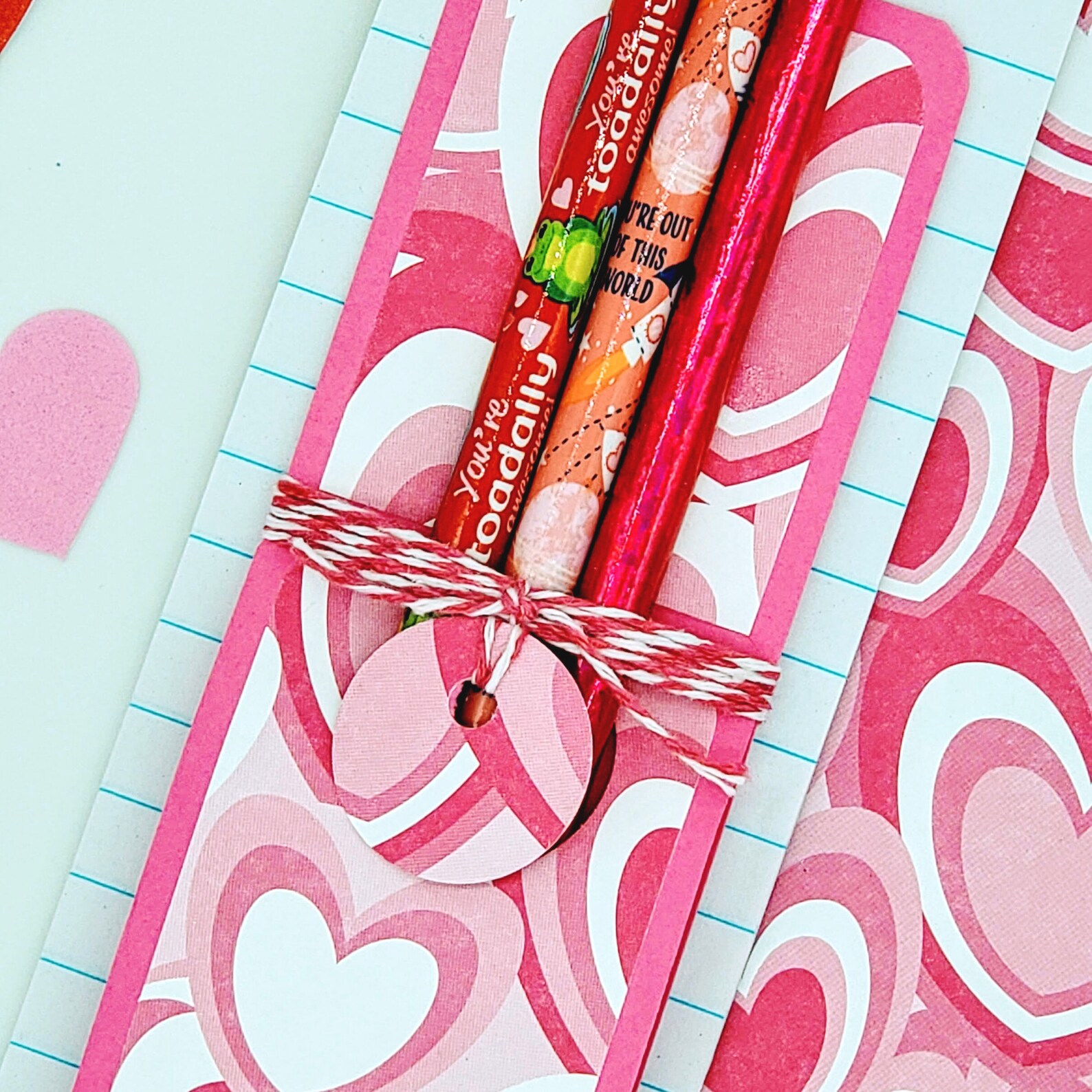 Valentine's Day Pencil and Notepad Set - Etsy.de