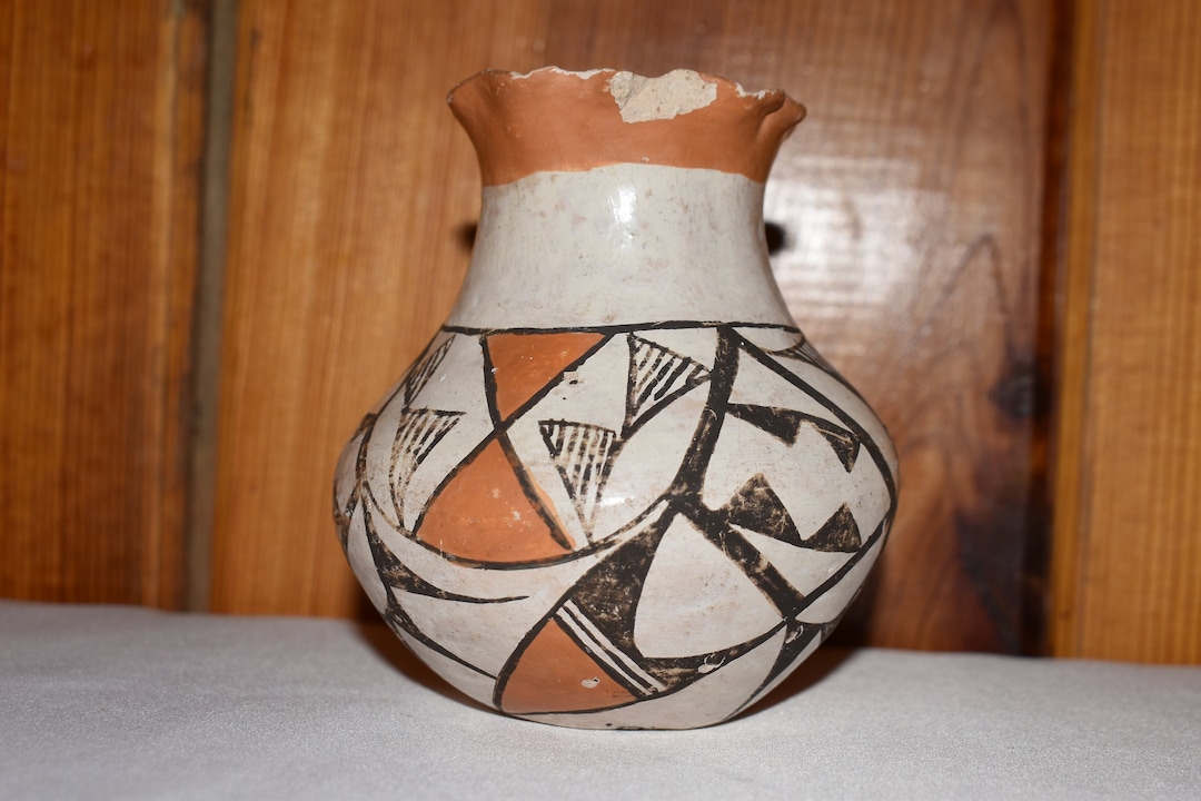 Mid 1900's Vintage Acoma Vase - Etsy