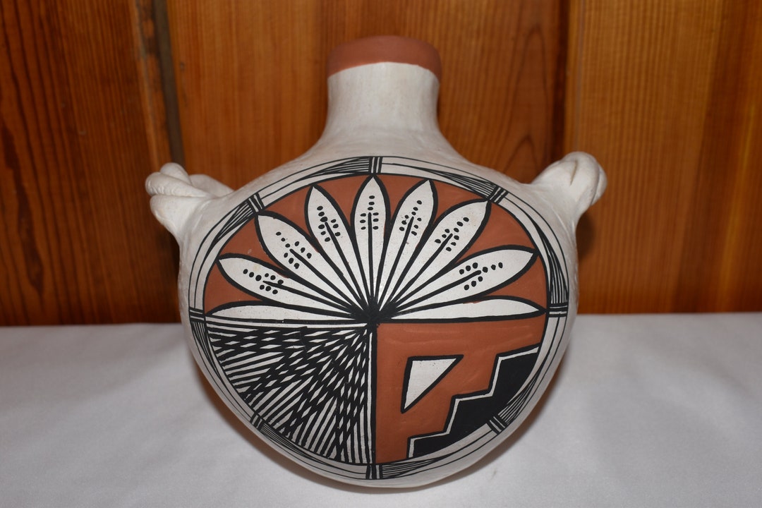 Vintage Traditional Acoma Canteen/unsigned/hand Coiled - Etsy