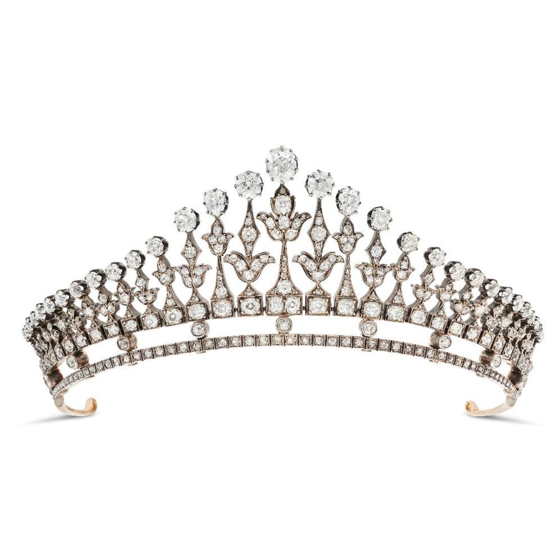 Valentine Special Gifts Silver Tiara Crown Studded American Diamond ...