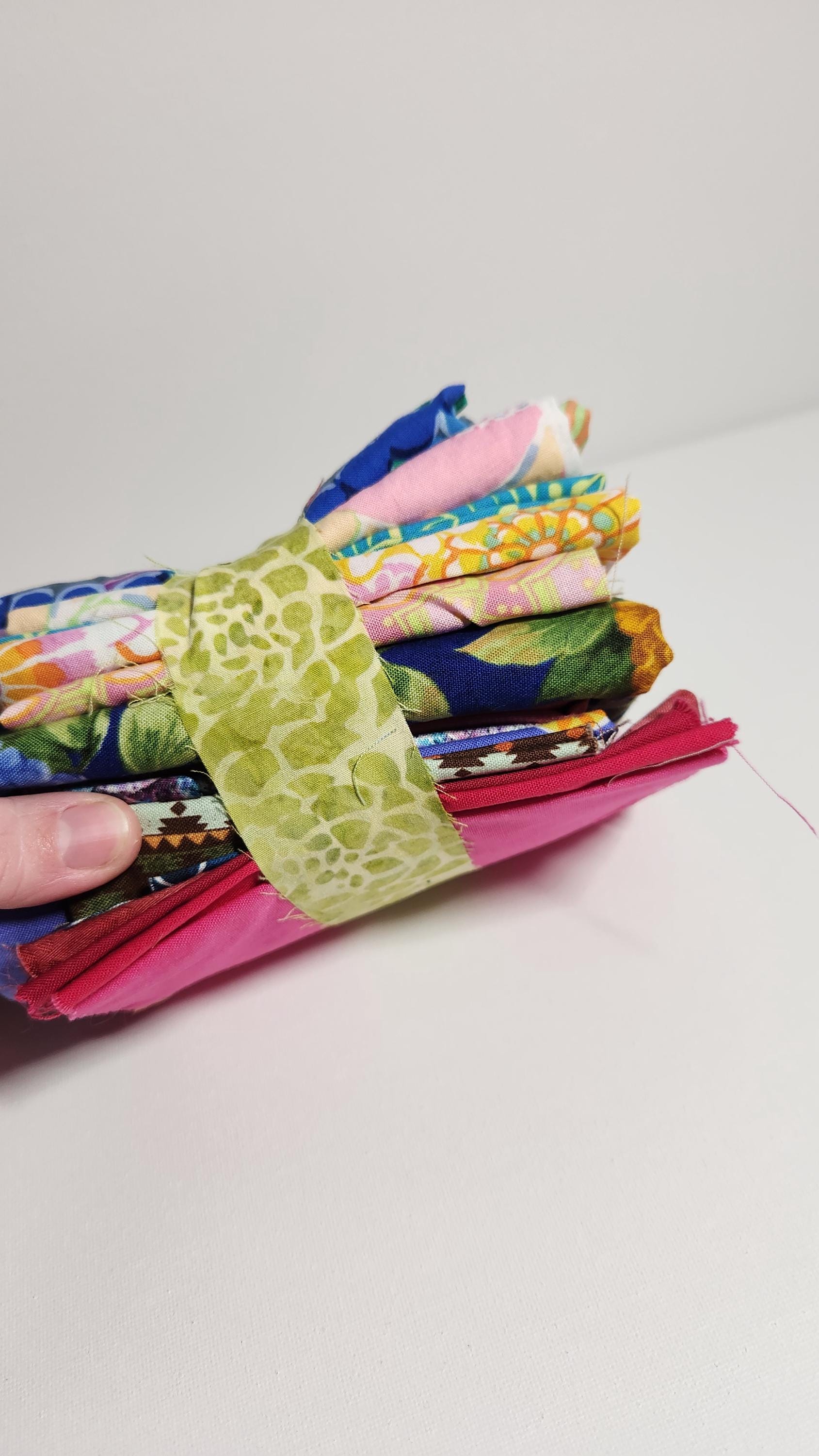 Fabric Scrap Bundle, Half Pound - Etsy